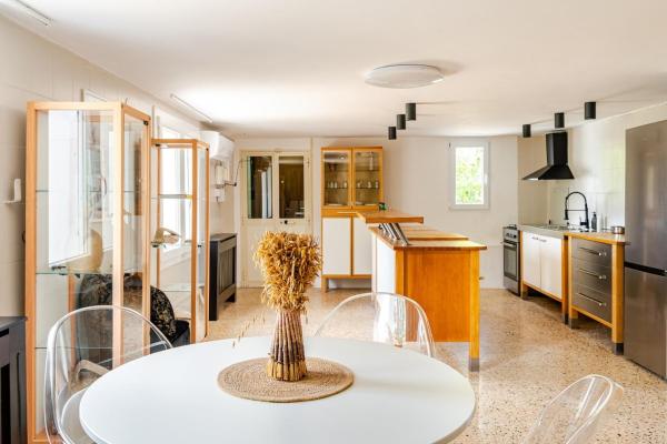 Maison Genoli - 3 Chambres Et 3 Salles De Bain - Ceglie Messapica