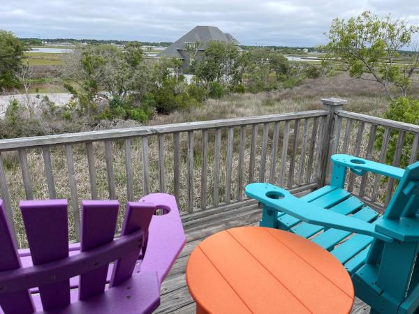 1011 S Topsail Drive - Surf City, NC