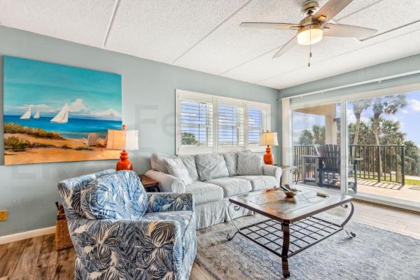 Ground Floor Beachfront Corner Unit A Few Steps From The Beach - Fernandina Beach, FL