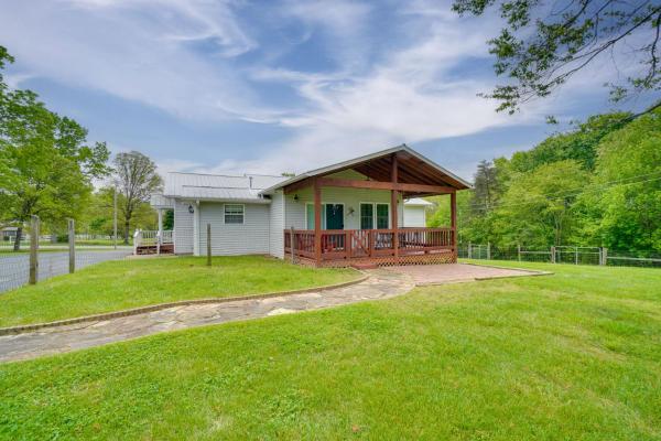 Hike, Fish And More Home On 5 Acres In Crossville! - Crossville, TN