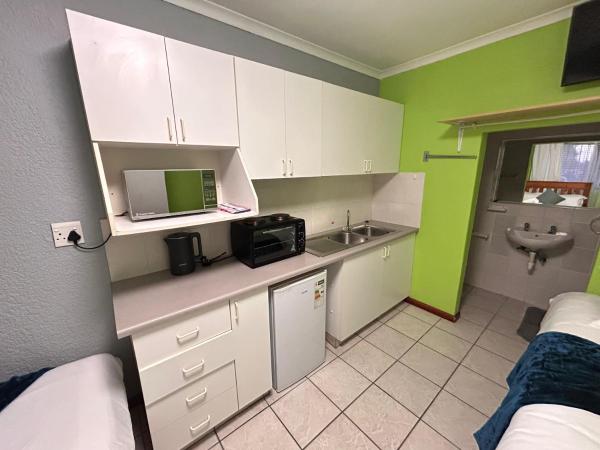M&d Guest House - Western Cape