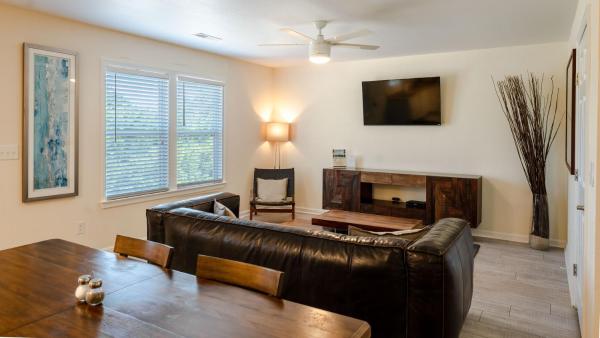 Watermen's Cabana 1b - 2-bedroom, 1-bathroom Apartment - Walk To Beach And Access To Real Watersports - Outer Banks, NC