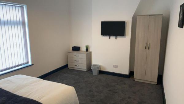 Houghton Guest House 1 - Stoke-on-Trent
