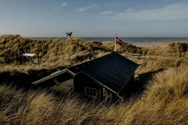 Beach House In The Dunes At Tornby Strand - Hirtshals