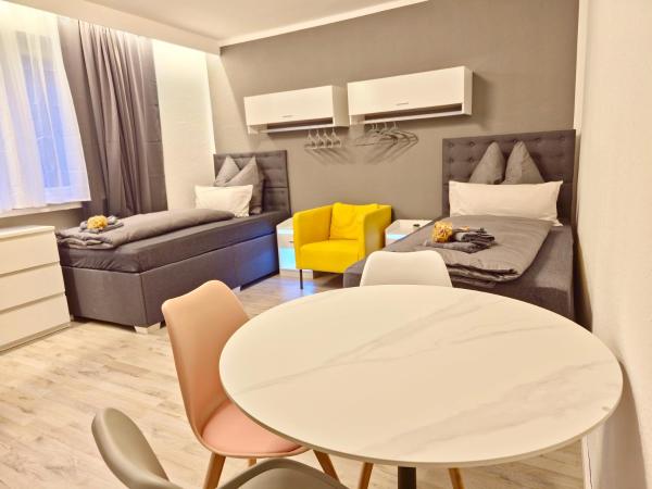 Big Apartment In Krefeld City, Große Ferienwohnung In Krefeld Zentrum - Krefeld
