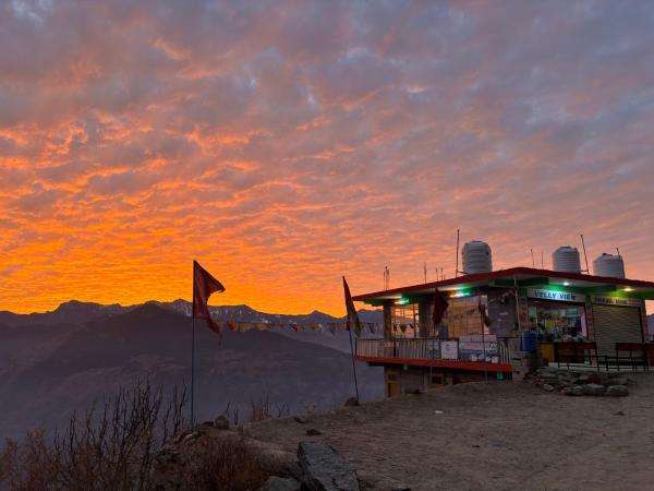 Bijali Mahadev Valley View Home Stay - Kullu