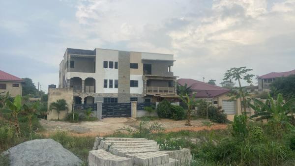 Arthurs Avenue - Ghana