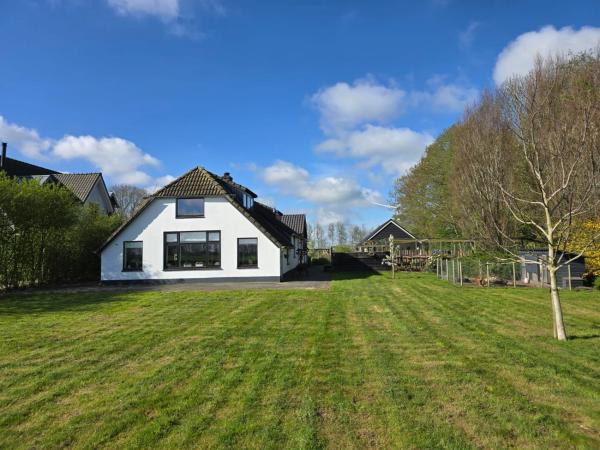 Woonboerderij Met Ruime Tuin - Zwolle