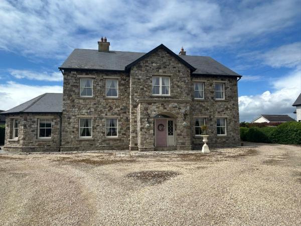 Esker Lodge - Tullamore, Ireland