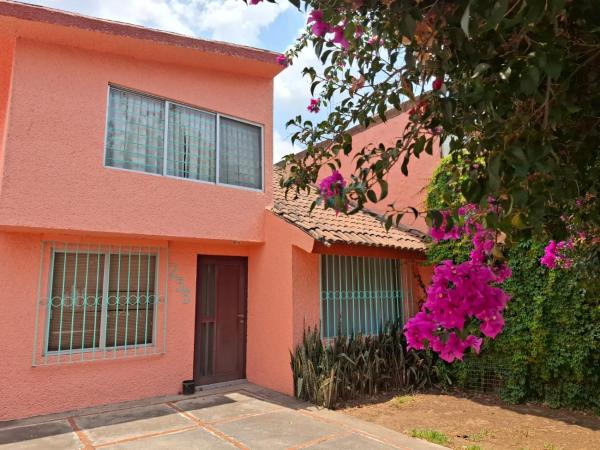 Confortables Habitaciones En Zona Residencial De Vista Bella, Morelia Michoacan - Morelia