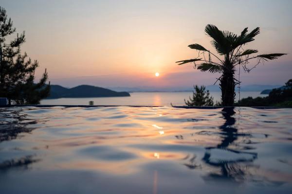 The Seolem Onsuswimmingpool Pension - Yeosu-si