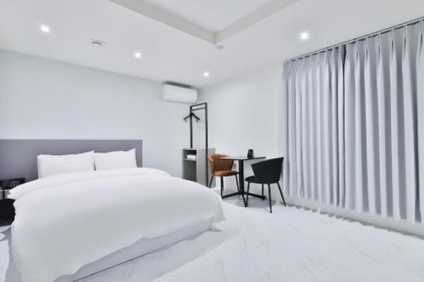 Hotel Lenis Seomyeon - Busan