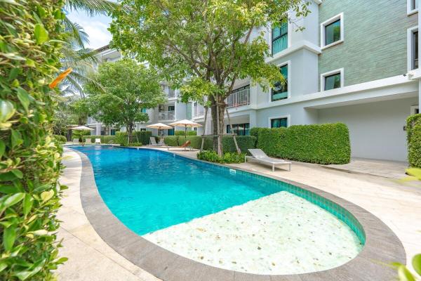 C188 Modern Condo Pool Gym & Walk To Rawai Beach - Kata Beach