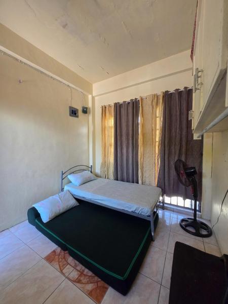 Happy Homes Guest House - Legazpi City