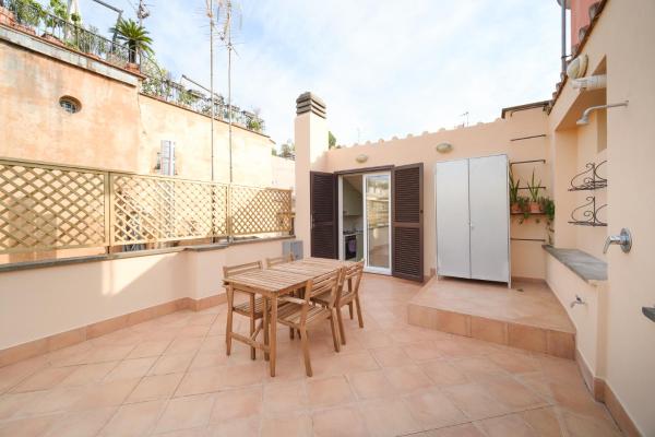 Juan&elisa Trevi By Buddyrent - Rome