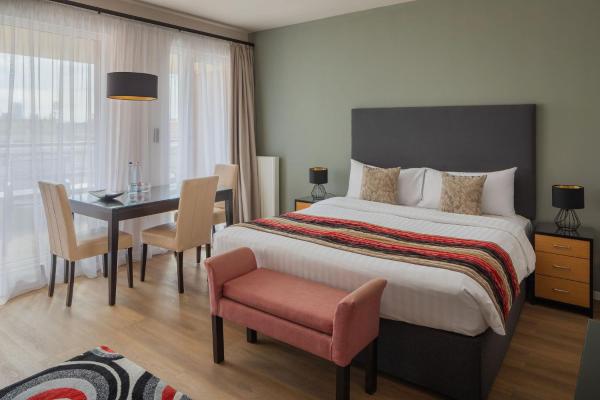 Escala Hotel & Suites - Hungary