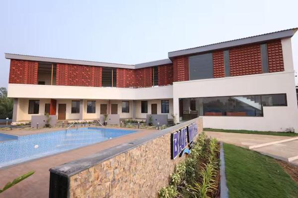 Blues Waves Resort - Alibag