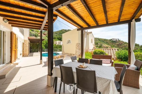 Barbara Leafy Apartment - Domus de Maria