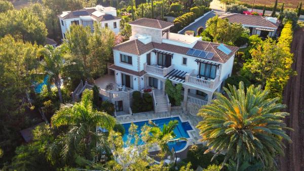 Argaka Club Luxury Villas - Argaka