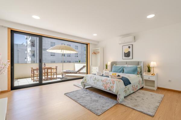 Host Wise Stylish Studio With Garage - Matosinhos