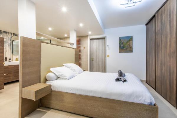 Appartement En Bord De Mer Avec Piscine - Cannes - Golfe-Juan