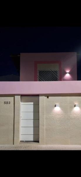 Sobrado Rosa - Goiás (estado)