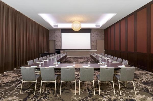 Holiday Inn Warwick Farm By Ihg - Parramatta