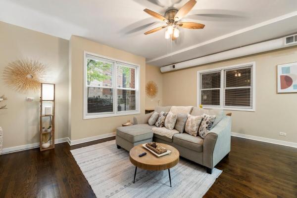 Modern Imd Condo - Workspace - Free Parking - Wrigleyville - Chicago