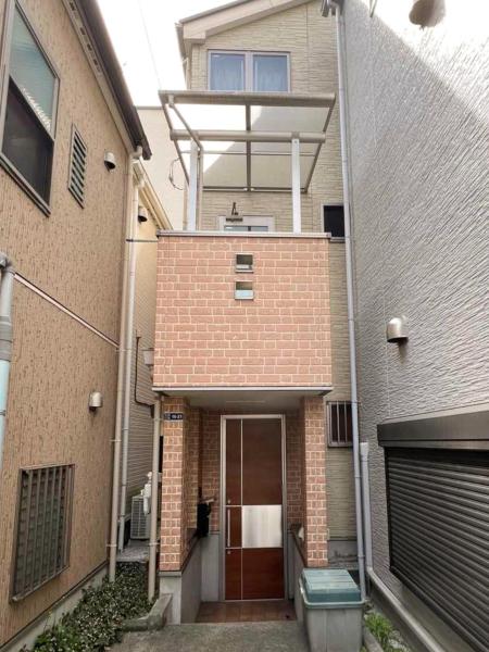 2ppl Share House Twin Room With 2 Single Beds -