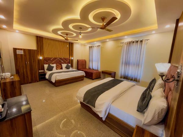 Hotel Grand Safari - Kotdwar