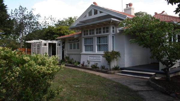 Dalgleish Character Mountain Cottage - Katoomba