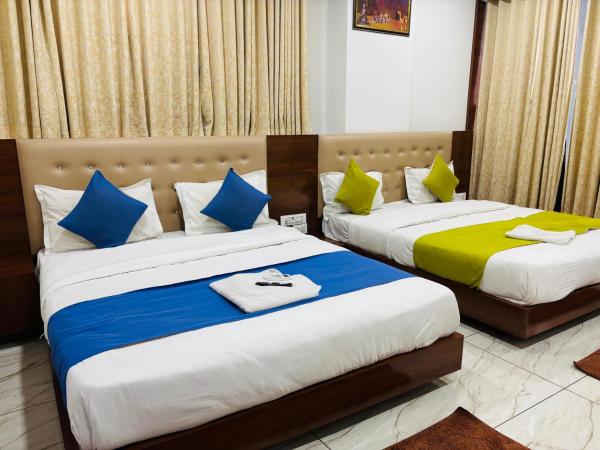 Hotel Rr One Rooms - 바도다라