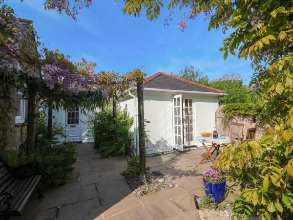 Little Acorns - Helston