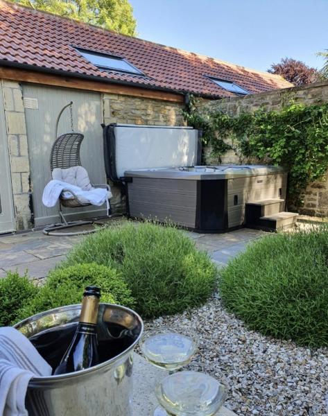 Bijou Barn At Bath With Large Hot Tub - Bath