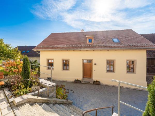 Ferienhaus Mitterauerbach - Altes Mesnerhaus - Neunburg vorm Wald
