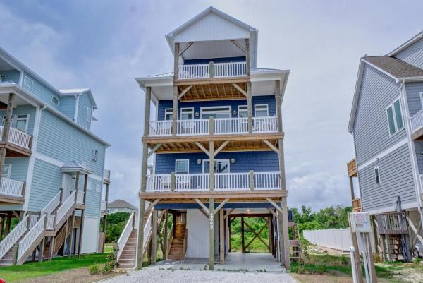 2669 Island Drive - North Topsail Beach, NC
