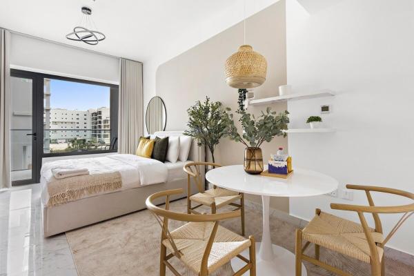 Bright Boho Loft, Masdar City - Abu Dhabi