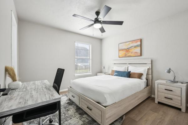 The Chandler 1111 I Comfy 2 Bed 2 Bath - Euless, TX