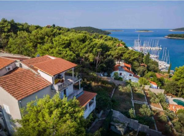 Apartments Vesna - Maslinica