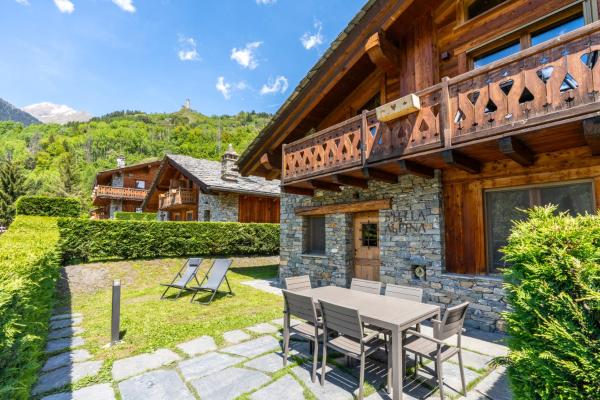 Bijoux Des Alpes - Mont Blanc Village - Piedmont