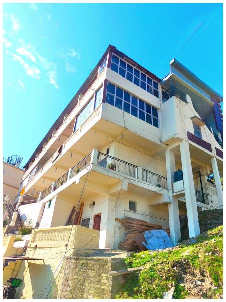 A Himalaya View Hotel Tri-bhuvan! Stay! Inn! - Room Service, Free Wi-fi, Free Parking, Comfortable & Spaciuos Rooms With Hill View Available - Near Ranikhet Road - A Excellent Services Awarded - Best Hotel In Ranikhet - Ranikhet