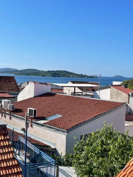Apartments Tina - Vodice