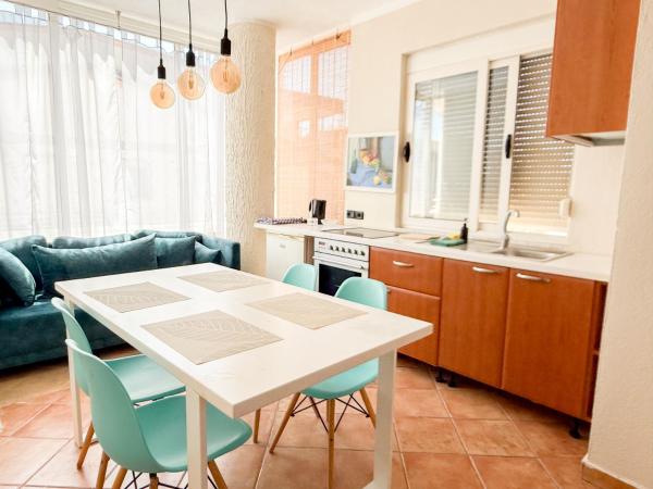 Violeta's Apartment Golem - Qerret