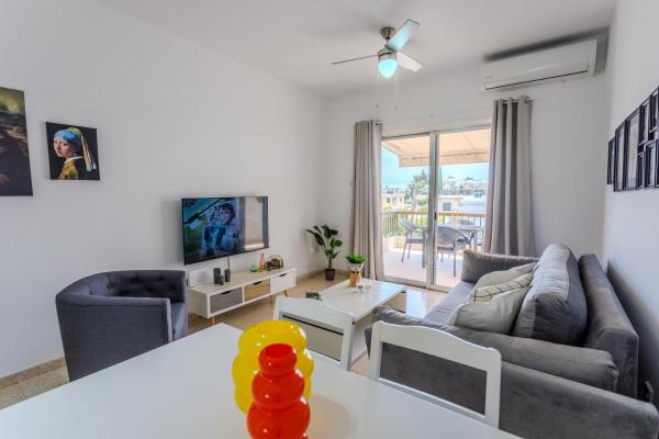 Margarita Gardens - Self Service Apartments - パフォス
