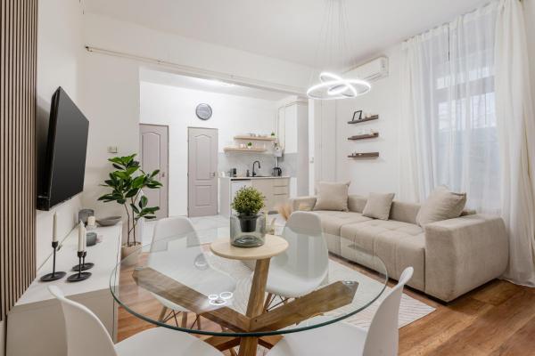 Sunny & Cozy Stylish Apartment -Perfect Location- - Budapest