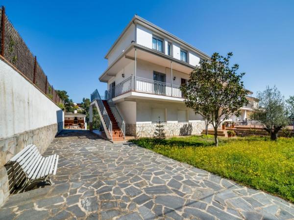 Perfect Villa For Large Family Holidays - Calella