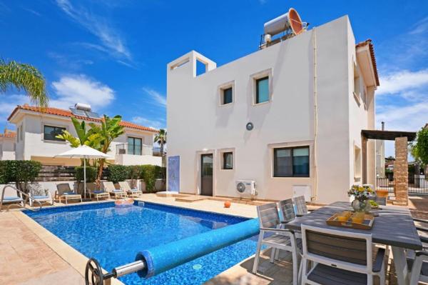 Villa Maya - 4bed With Private Heated Pool - Cyprus