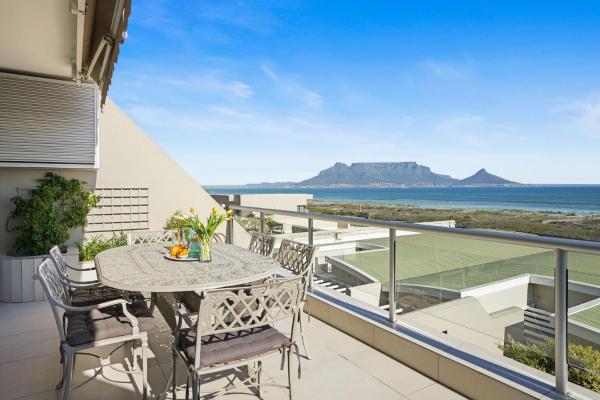 Dolphin Beach H106 By Host Agents - Parklands