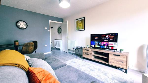 Modern 2bed House, Free Parking, Nr Parkway Station And Uwe - Bristol