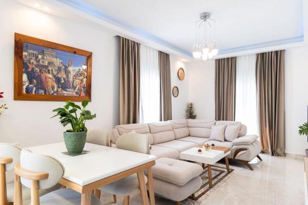 Newcastle House - Skiathos